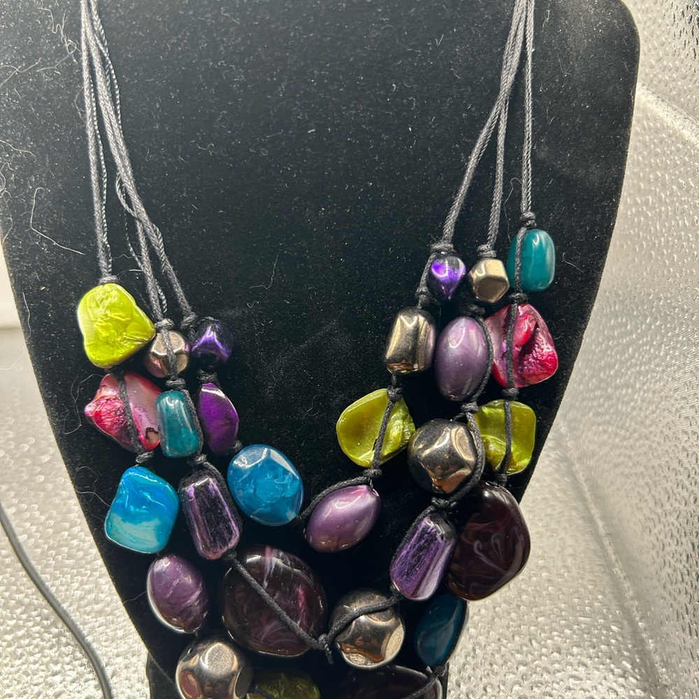 Multi- Layered Bead Necklace Multiple Colors Of Purpl… - Gem